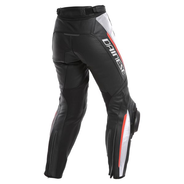 Motorradhose Dainese Delta 3 Black White Red zum Bestpreis | iCasque.de